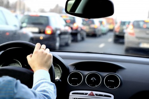 Spotting Distracted Drivers On The Roads Of California | Simpson Law Group